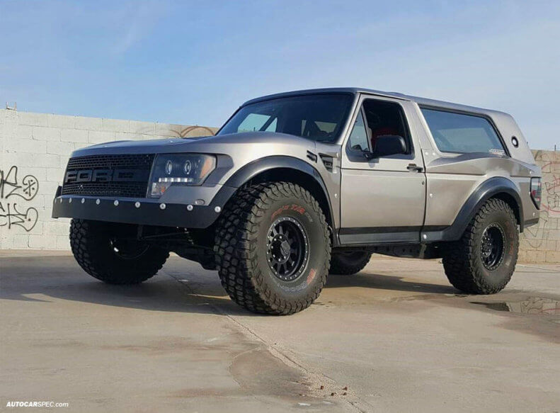 OBS Ford Bronco Prerunner with Gen 1 Raptor Front End - offroadium.com