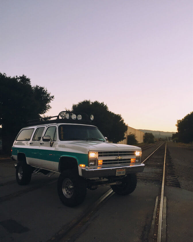 Classy Squarebody Chevy Suburban Off road & Overland Build