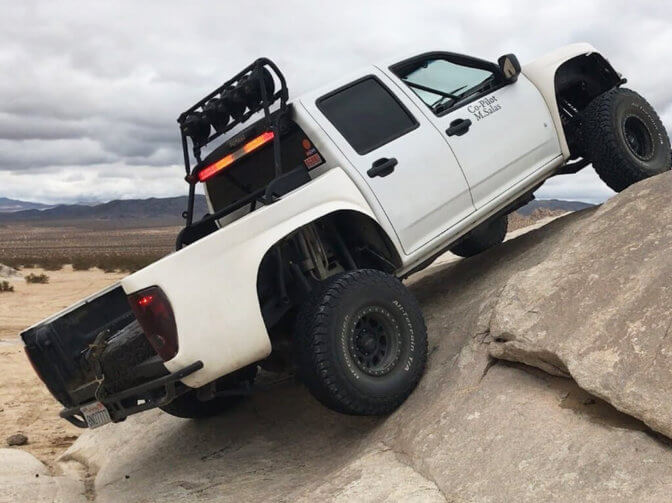 First gen Chevy Colorado Prerunner Build - offroadium.com