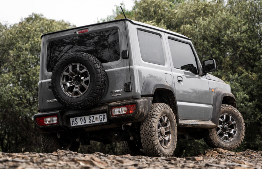 Lifted Suzuki Jimny For Offroading and Overlanding - Story & Pictures