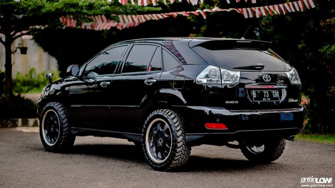 This is Why Lexus RX330 May Be Your Next Off-Road Project