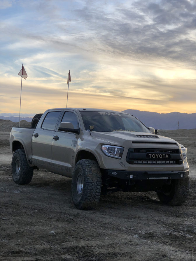 Toyota Tundra prerunner - One Truck To Do It All - offroadium.com