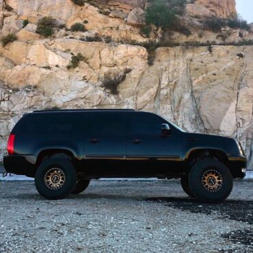 Cadillac Off Road Builds - Offroadium.com