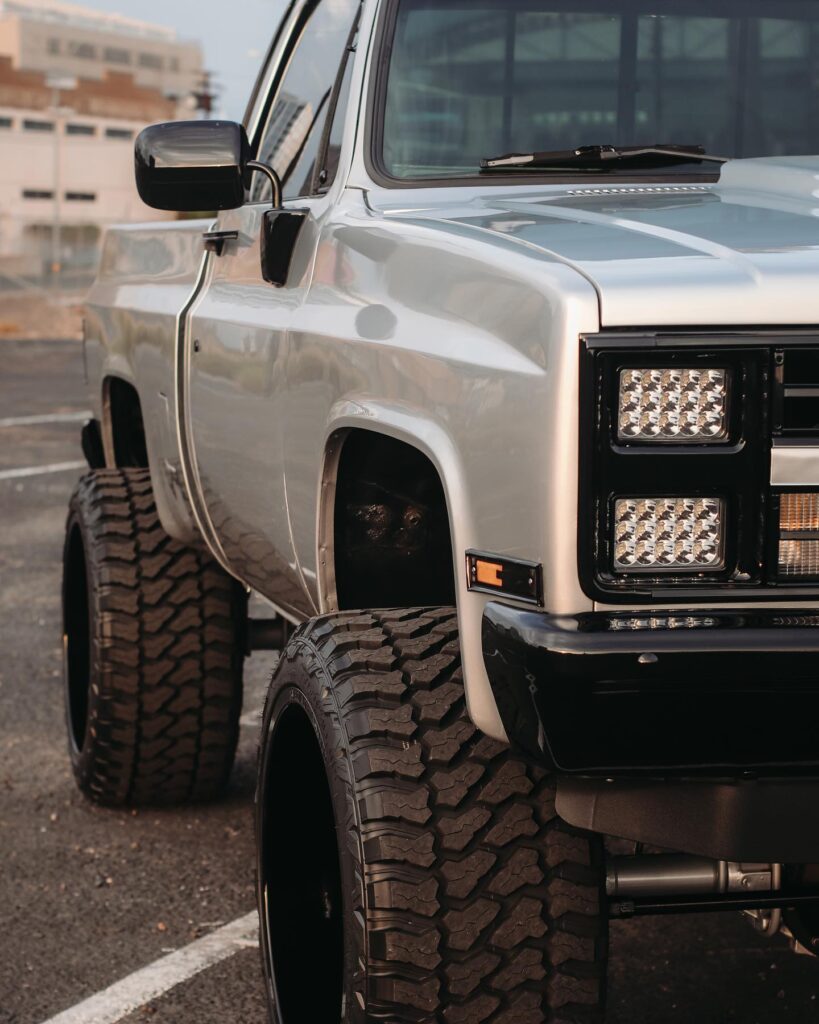 Fitment Guide: Chevy K10 on 24x14 Rims Wrapped in M/T Mud Tires ...