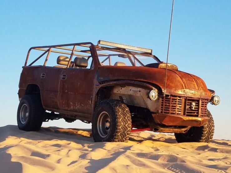 4x4 Off Road Rat Rod Truck Build Based on a Lifted Suburban