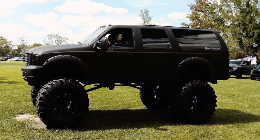 Lifted 2004 Ford Excursion Monster Truck On 49” Super Swampers ...
