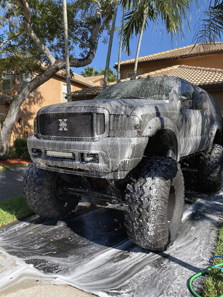 Lifted 2004 Ford Excursion Monster Truck On 49” Super Swampers ...