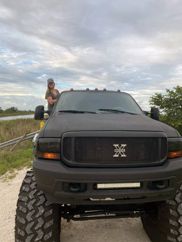 Lifted 2004 Ford Excursion Monster Truck On 49” Super Swampers ...