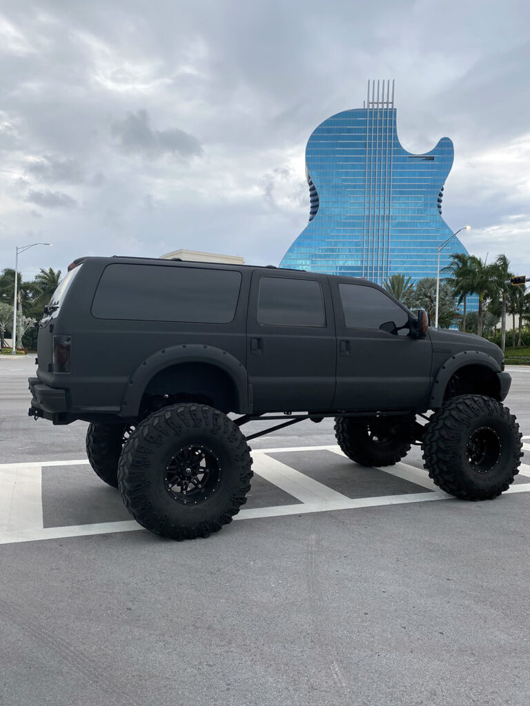 Lifted 2004 Ford Excursion Monster Truck On 49” Super Swampers ...