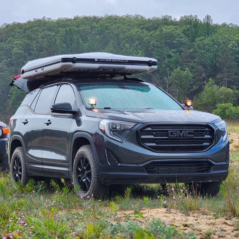 Lifted GMC Terrain Off road build on A/T Tires - offroadium.com
