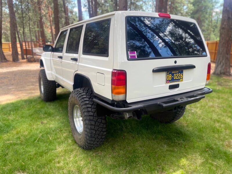 Jeep Cherokee XJ Pre Runner / Trail Off Road Build on 35"s
