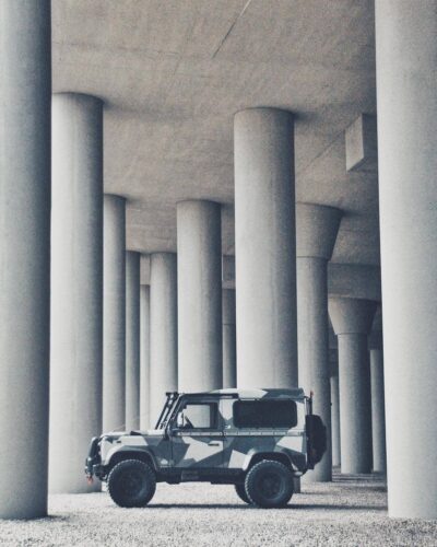 Lifted 1st gen Land Rover Defender 90 Off Road Build on 33" Tires ...