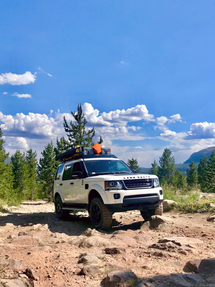 Lifted Land Rover Discovery 4 - Modern Off-roader With The Camel Trophy ...