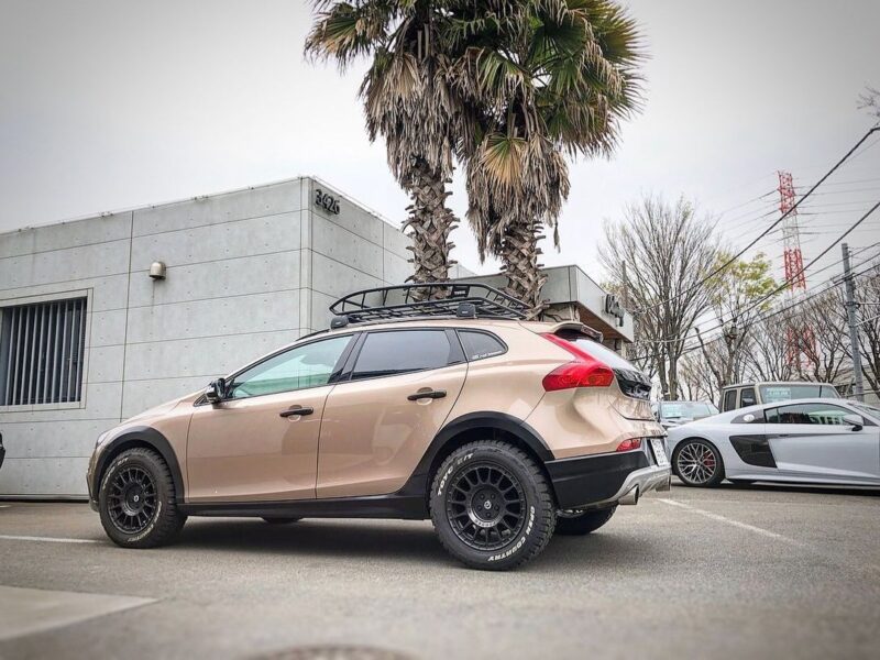 Lifted Volvo V40 Cross Country With Heico Sportiv Mods & Off-road Wheels - offroadium.com