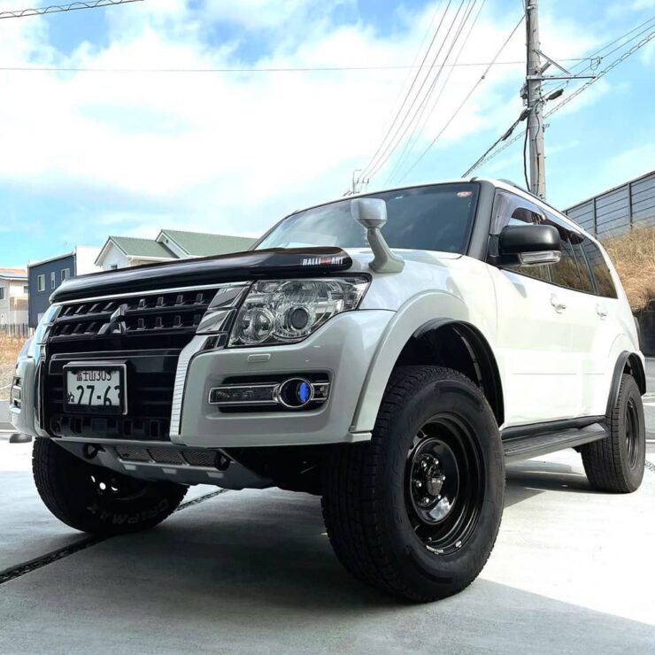 Mitsubishi Pajero / Montero Off Road Builds - Offroadium.com