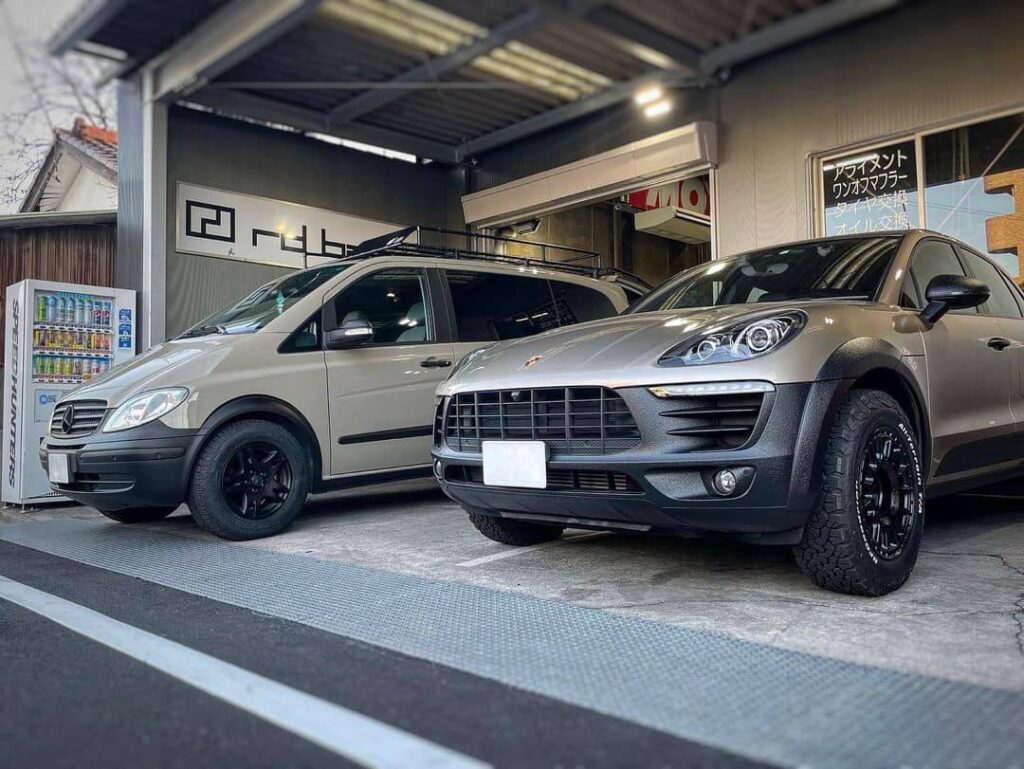 Lifted Porsche Macan Off-road Build: A/T Wheels & Other Mods ...