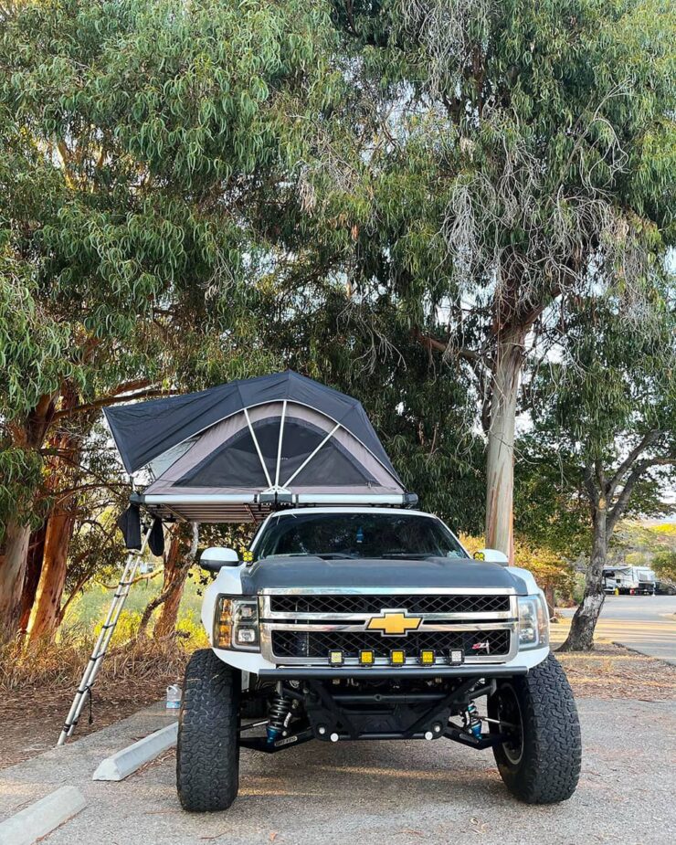 The Pre-Lander - Chevy Tahoe Prerunner & Overland Build - offroadium.com