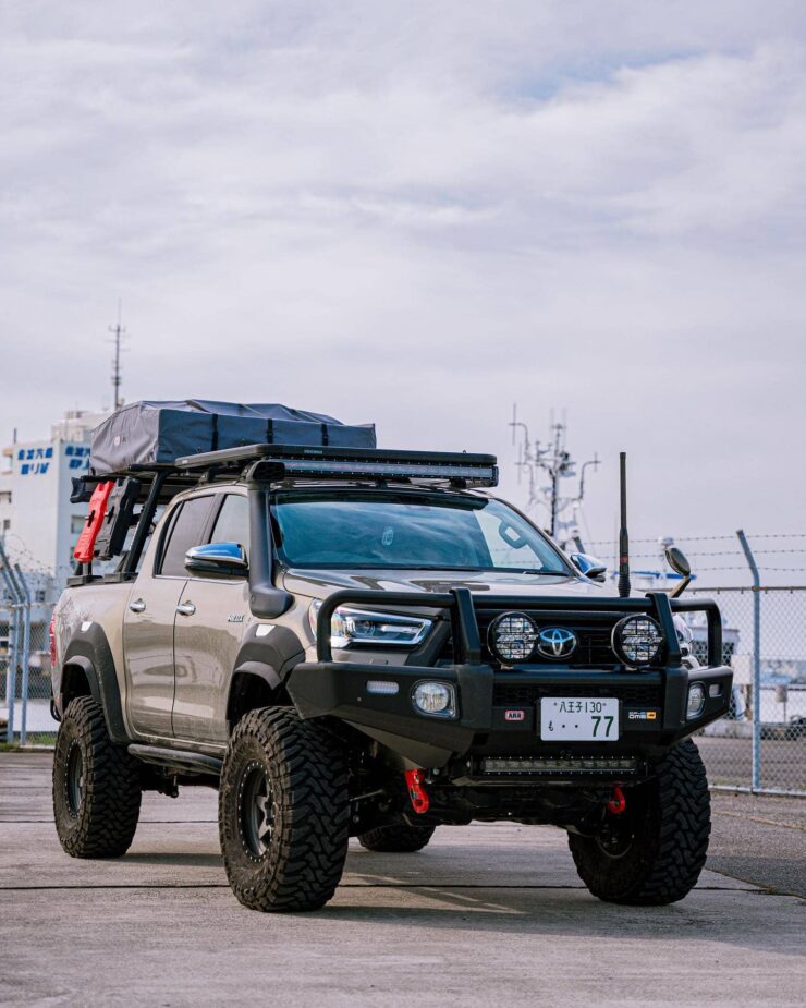 Ultimate Toyota Hilux Overland Build from Japan on 35" Off Road Tires
