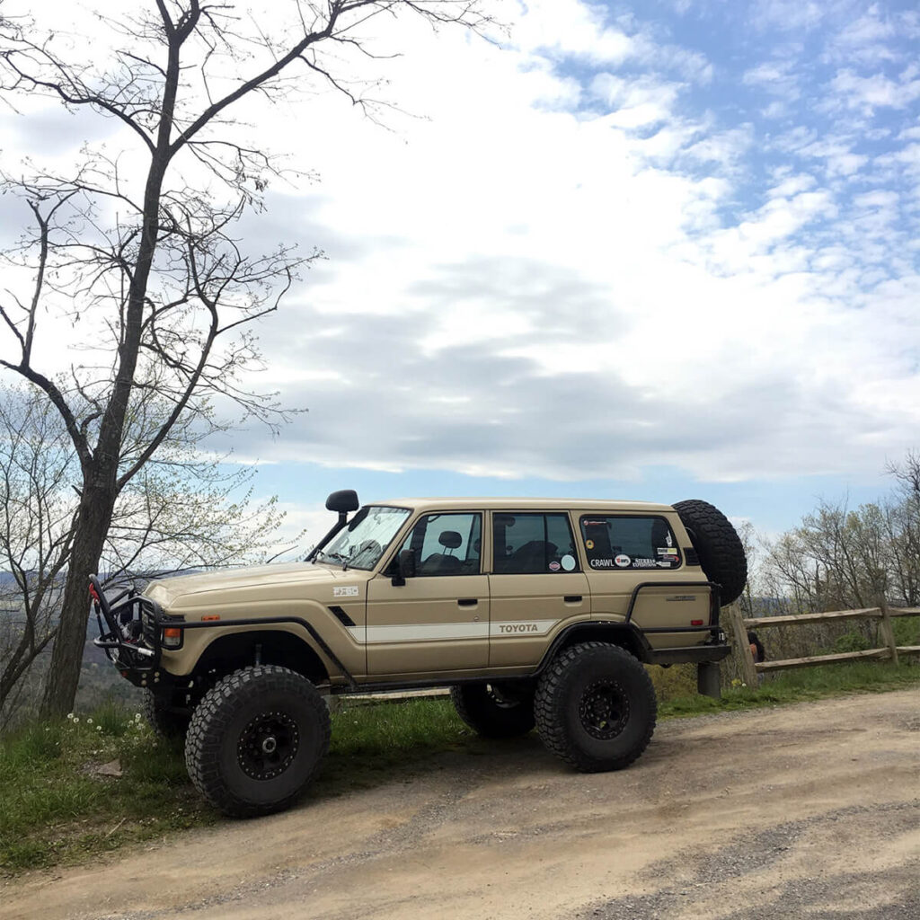 1985 Toyota Land Cruiser FJ60 on 40s – The Perfect Off-road Build