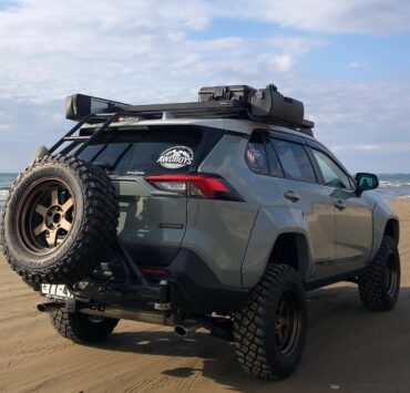 5th Gen Toyota Rav4 Adventure Off road build on 30" tires - offroadium.com