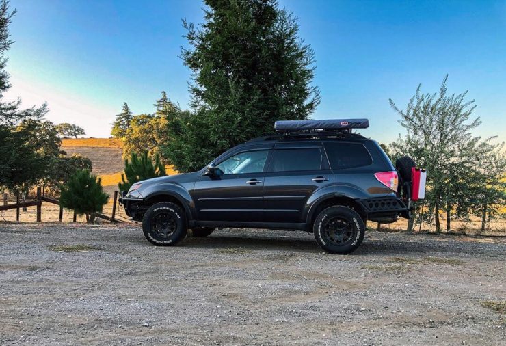 Off-road Modified 3rd Gen Subaru Forester SH with a 2.5" Lift