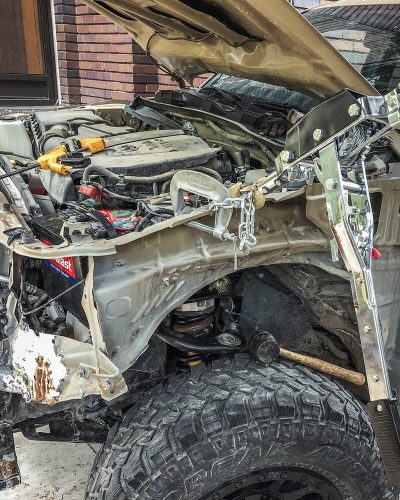 DIY Baja Style Toyota Tacoma Prerunner Built to Go Places - offroadium.com