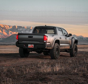 DIY Baja Style Toyota Tacoma Prerunner Built to Go Places - offroadium.com